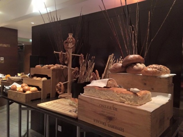 Crossroads Kitchen, Marriot Marquis, West Bay – Eat. Sleep. Repeat